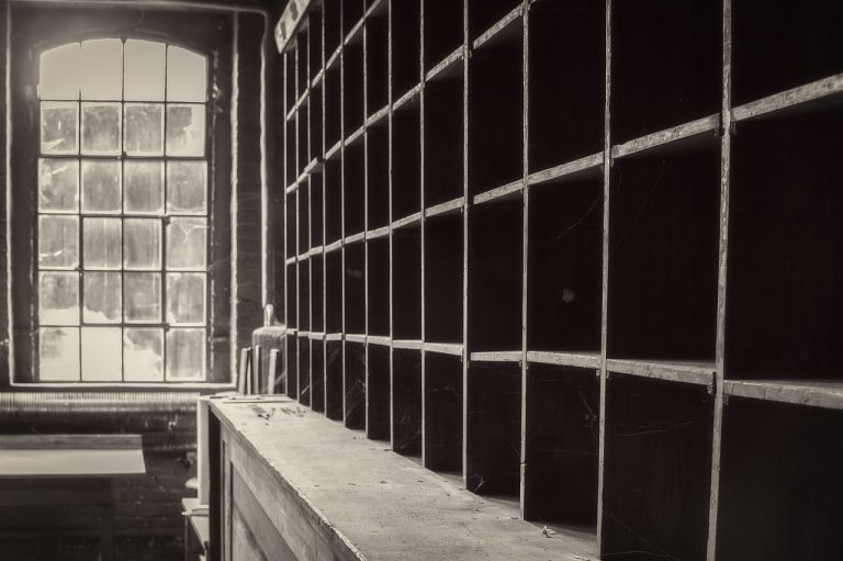 Strategies To Minimize Dust Exposure In The Workplace | Fume Ex